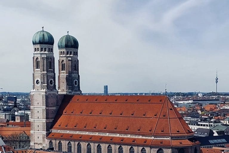 Where To Stay In Munich: 5 Best Areas & Places